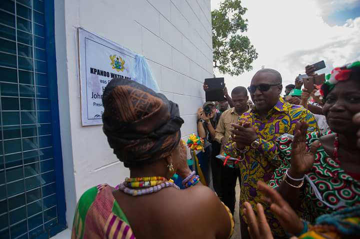 Mahama commissions water project and Community Day SHS at Kpando ...