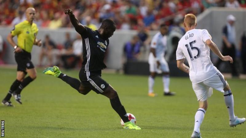 Video:Lukaku scores first Man Utd goal in friendly against Real Salt ...