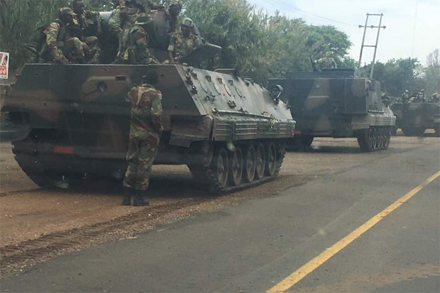Zimbabwe Coup: Tanks roll into Zimbabwe capital as Robert Mugabe faces ...