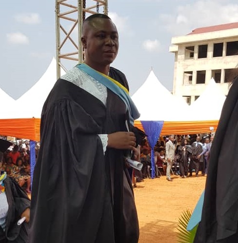 Security Guard graduates with a Degree from GIJ - Prime News Ghana