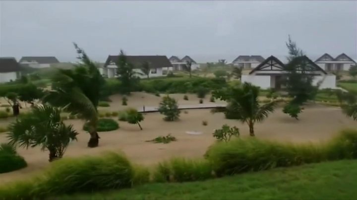 Cyclone Kenneth: Rescuers struggle to reach storm-hit villages - Prime ...