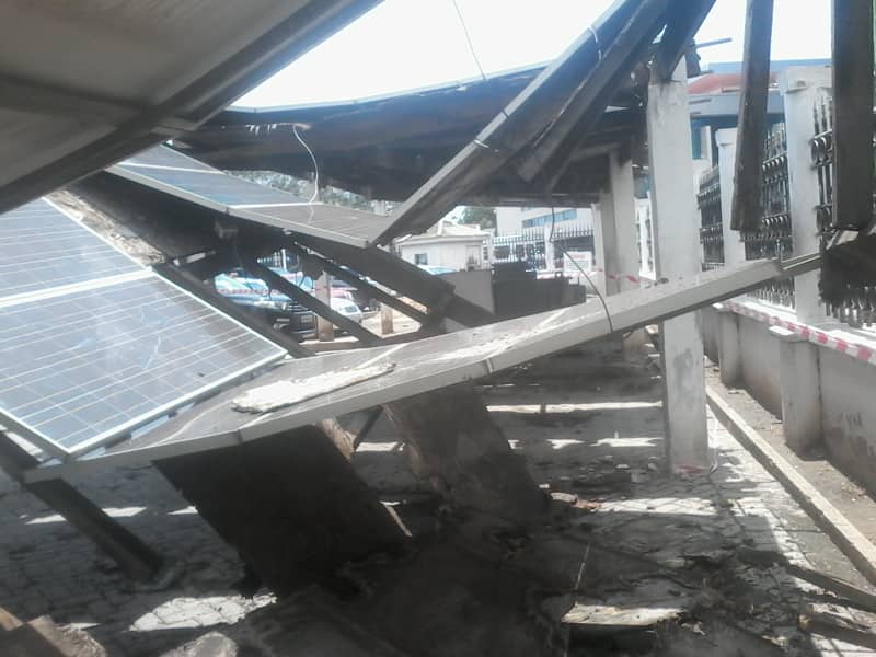 Photos : Rains destroy solar panels at Accra courts - Prime News Ghana