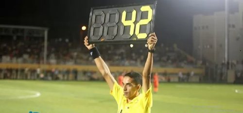 42 minutes! Meet one of the longest added time in football history ...