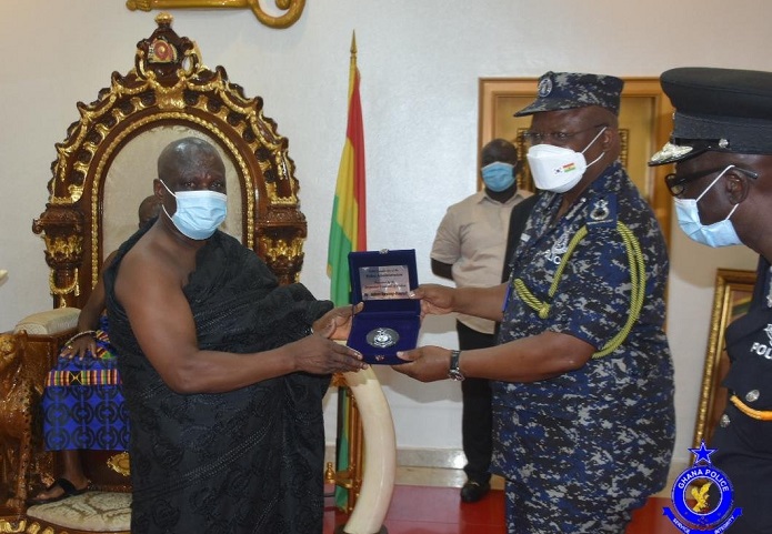 Improve general security to boost public confidence - Otumfuo to IGP ...