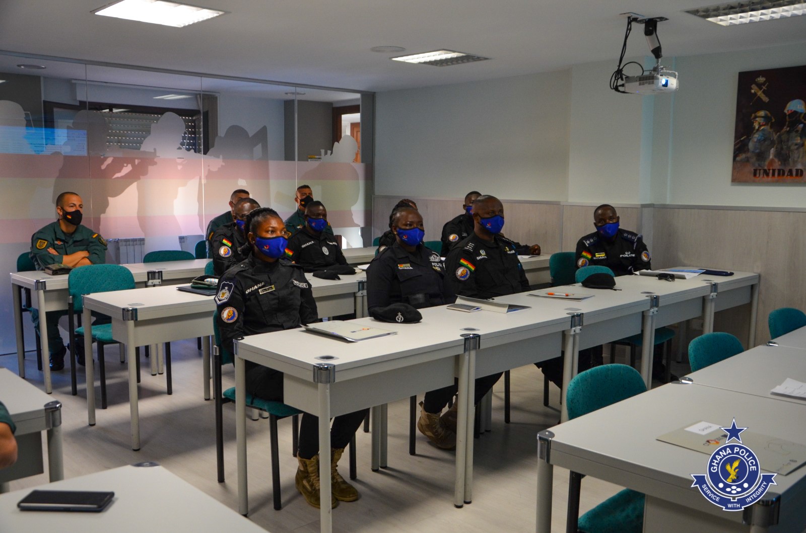 Photos: Eight police officers begin counter-terrorism training in Spain ...