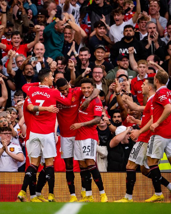 Rashford brace, Antony debut goal see Manchester United end Arsenal's ...