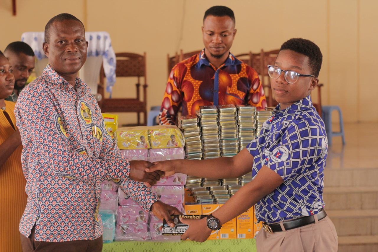 Paramount Queen of the Great Ningo Traditional Area, Naana Dugbakuwor ...