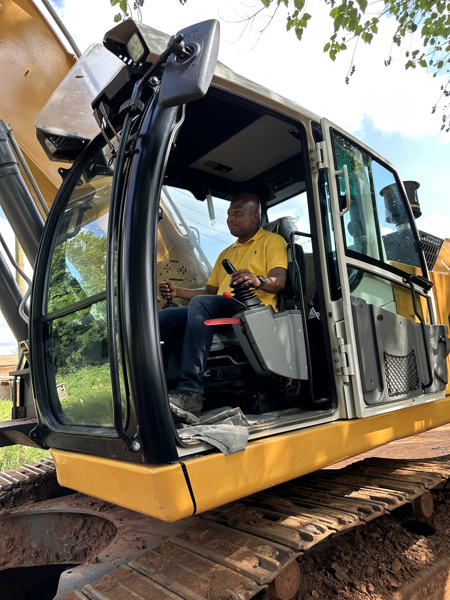 Ablakwa breaks ground for construction of Aveyime-Agbetikpo-Tokpo road ...