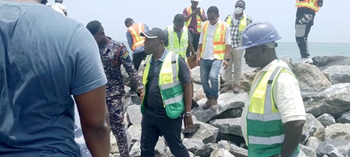 Sea erosion threatens defence wall projects - Prime News Ghana