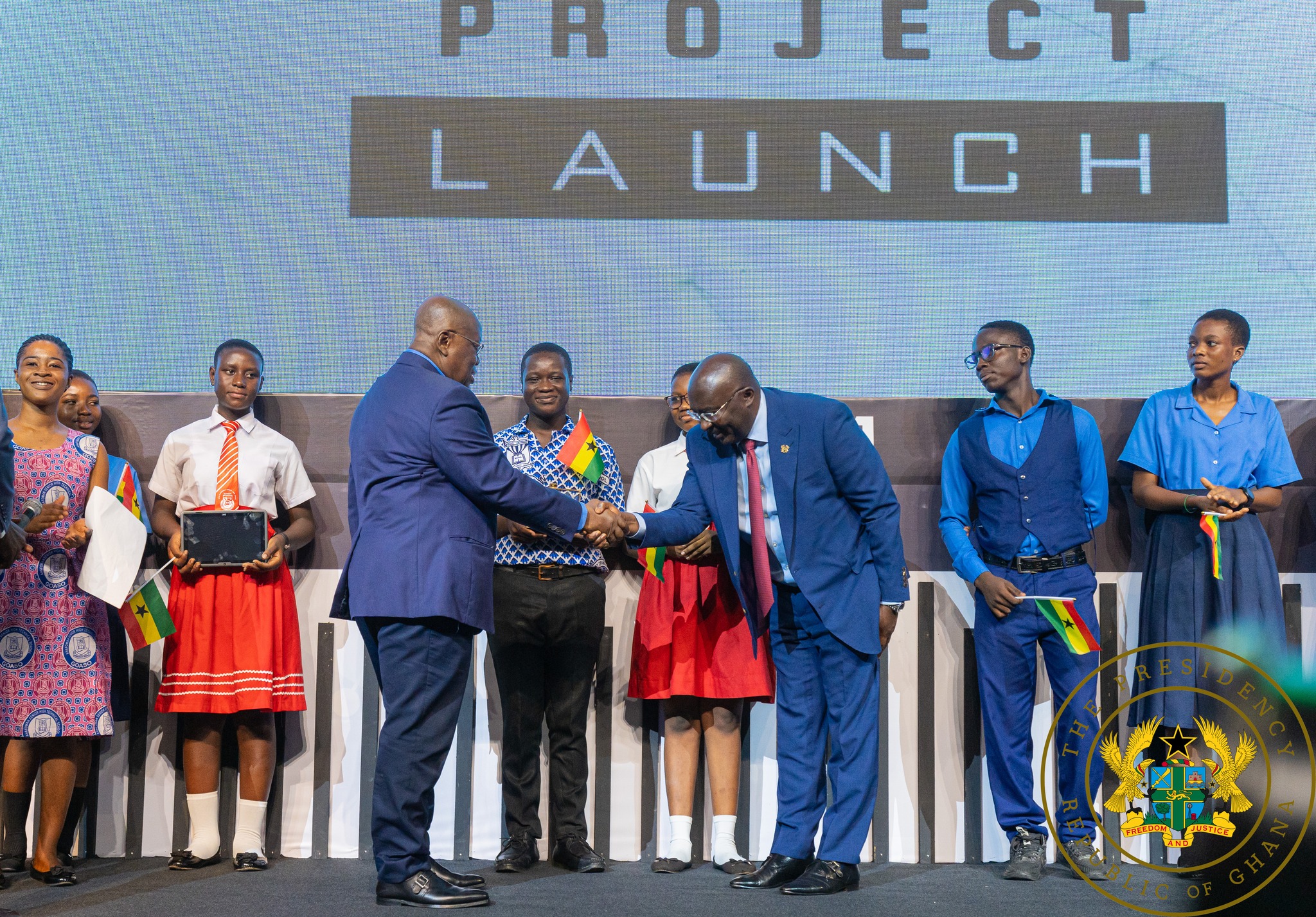 1.3 million SHS students to receive tablets under Smart Schools Project ...