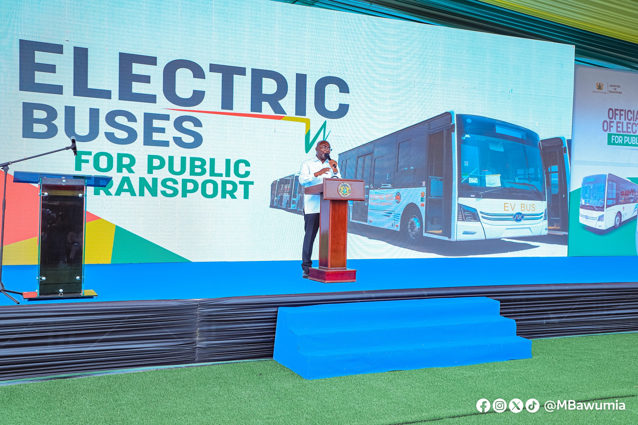 Bawumia unveils 100 electric buses for Metro Mass Transit - Prime News ...
