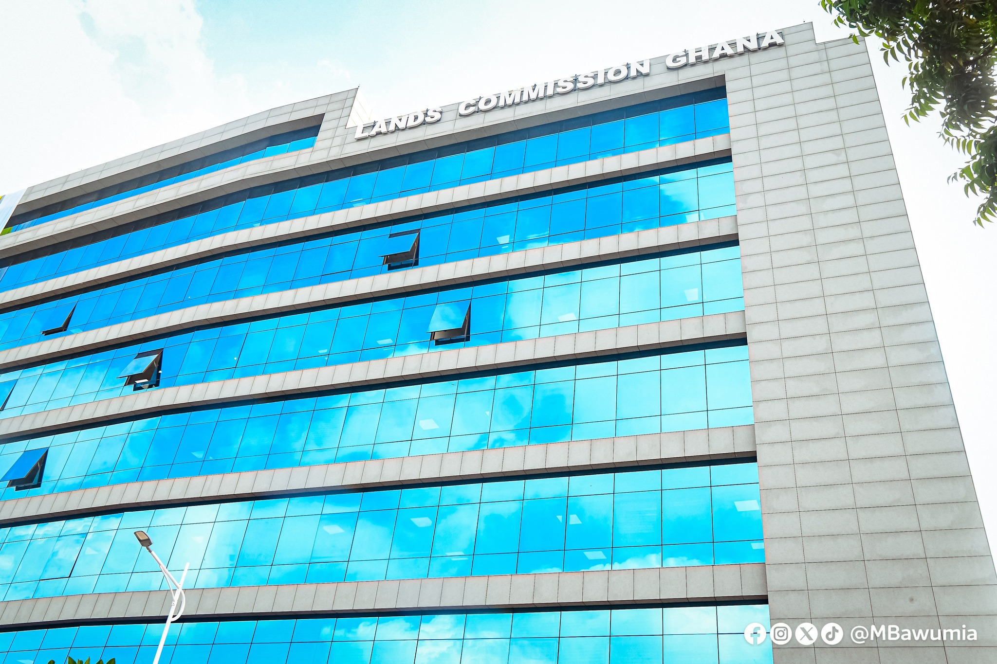 Bawumia commissions new Lands Commission head office - Prime News Ghana