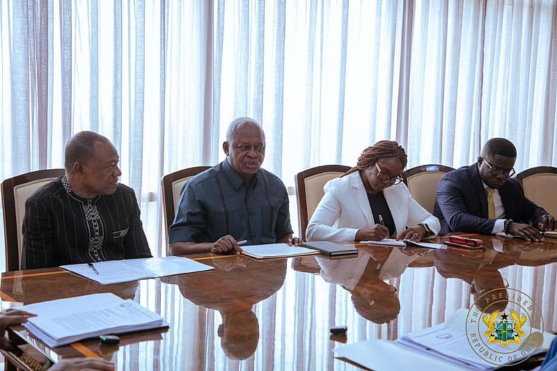 Mahama directs extension of railway line from Tema Port to Dawa ...