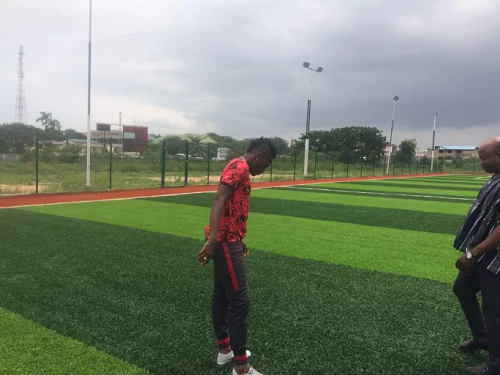 Asamoah Gyan to unveil Astro turf on Tuesday at Accra Academy - Prime ...